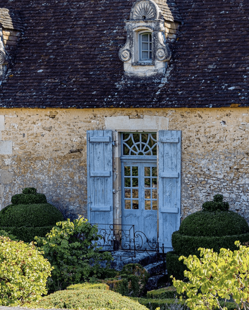 our favorite blue doors around france - My French Country Home Box